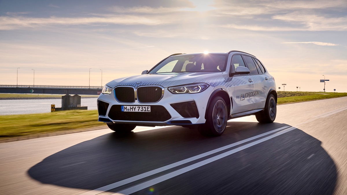 Bmw iX5 Hydrogen, il Suv tedesco che va a idrogeno